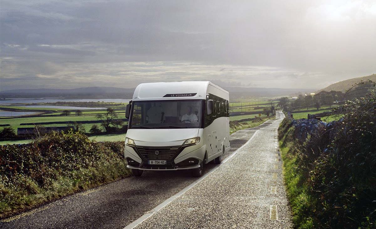 Le Voyageur - Luxury motorhomes and Liner | Constructeur de camping ...